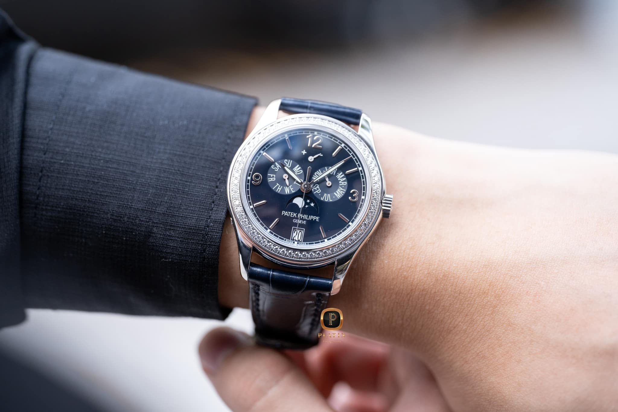 Đồng hồ Patek Philippe Complications 5147G-001 Mặt số xanh navy blue ...