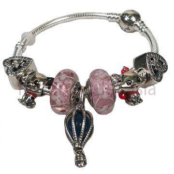 Những Kiểu Vòng Charm Được Yêu Thích Hiện Nay – Factory Outlet