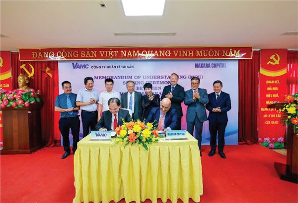 Lễ ký kết biên bản ghi nhớ giữa VAMC và Makara Capital Partners Pte.Lt ...