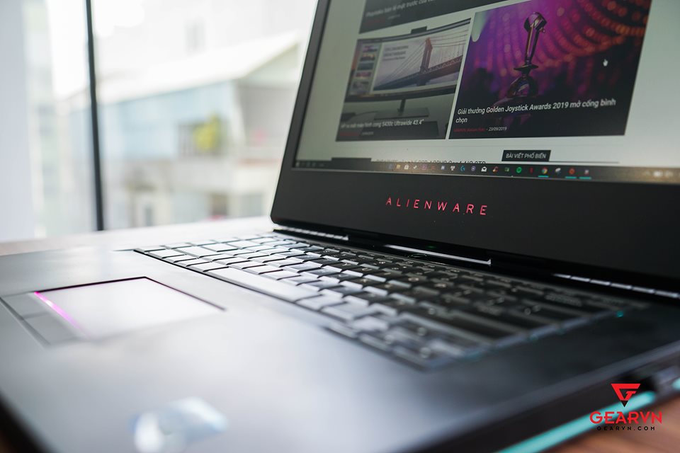 Chia sẻ của một người sử dụng Dell Alienware 15r3, tại sao mình không ...