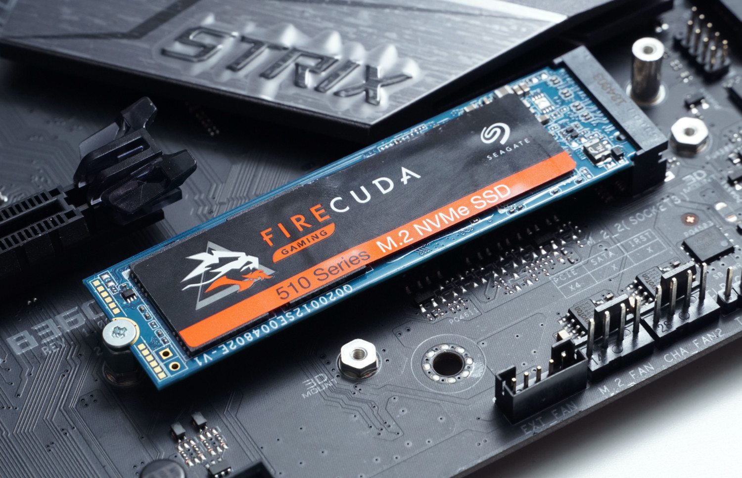 Không riêng gì CPU, SSD cũng có bộ nhớ đệm giúp tăng hiệu năng nữa đấy ...