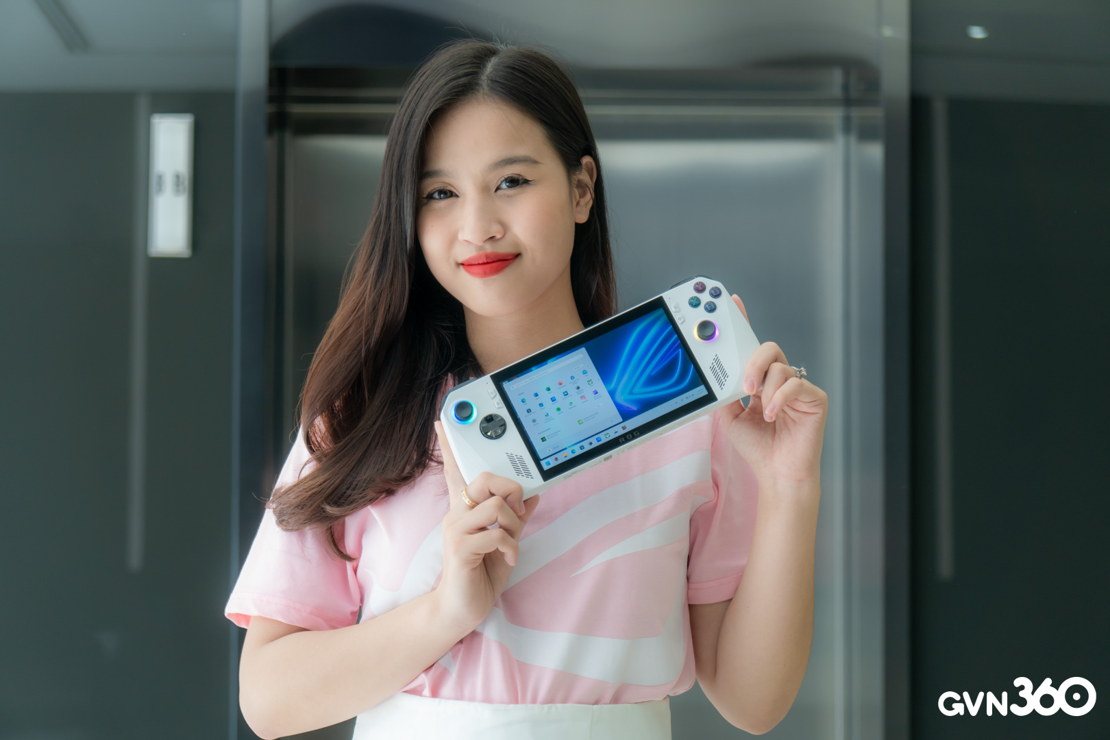 ASUS ROG Ally: Máy chơi game cầm tay đầu tiên trang bị CPU AMD Ryzen Z ...