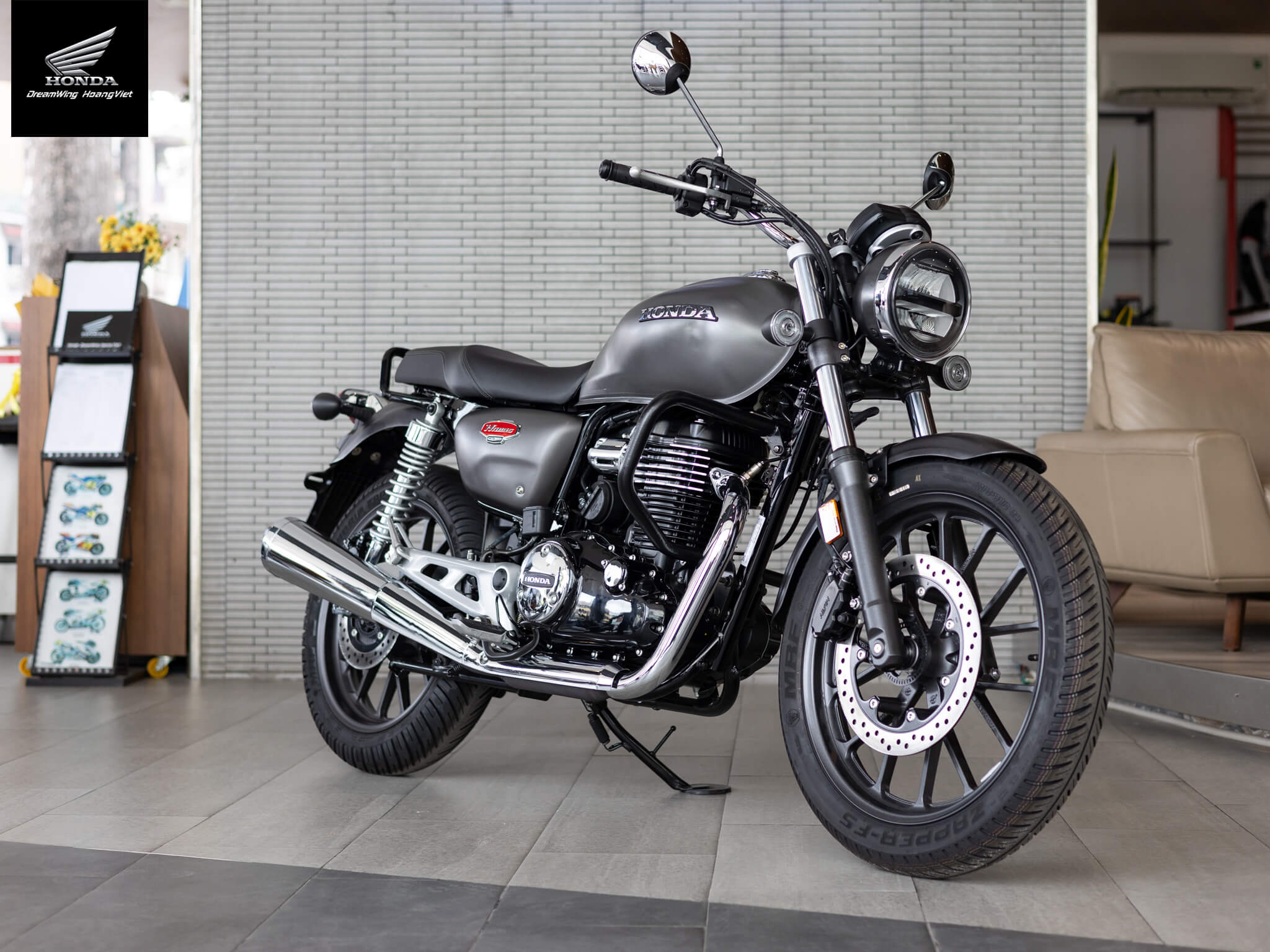 Xe CB350 H'ness Đẳng Cấp Hoàng Gia Giá Xe Mới Nhất Tháng 7 ...