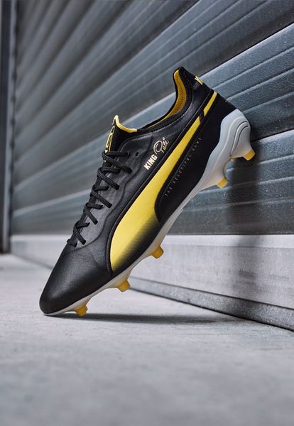 PUMA CÔNG BỐ PHIÊN BẢN ĐẶC BIỆT TRI ÂN HUYỀN THOẠI PELE VÀ CRUYFF ...