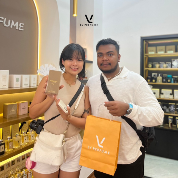Cách Nhận Biết Và Kinh Nghiệm Mua Nước Hoa Chính Hãng Bạn Cần Biết – LV ...