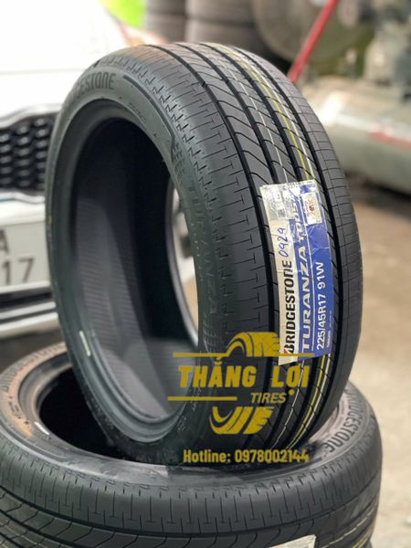 BRIDGESTONE 225/45R17 Turanza T05A - Thái Lan