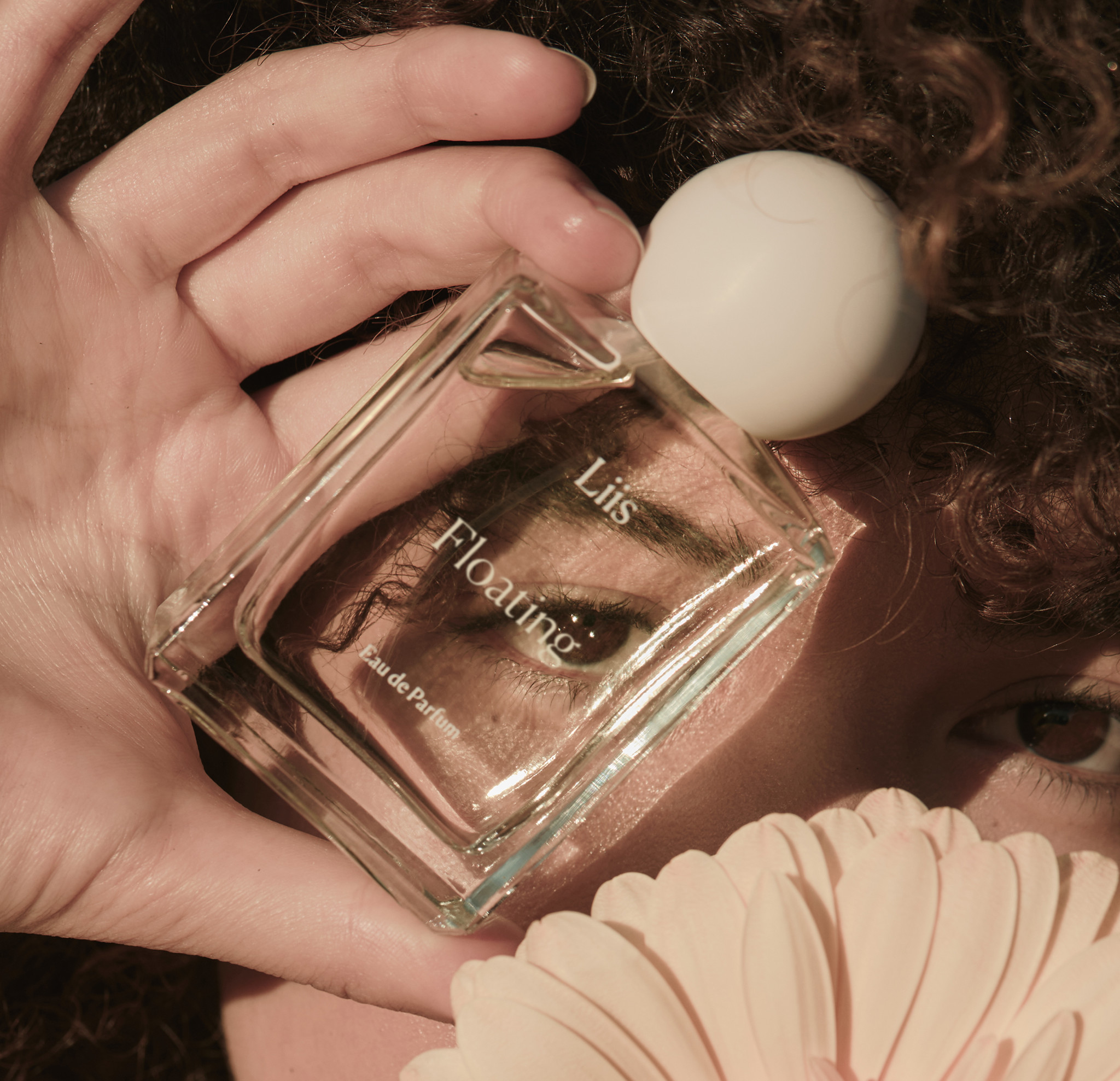 Liis Floating – nos.scents