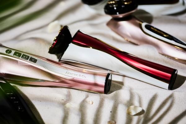 Review Dr Arrivo Zeus II - Artistic&Co: máy làm đẹp và làm săn chắc da