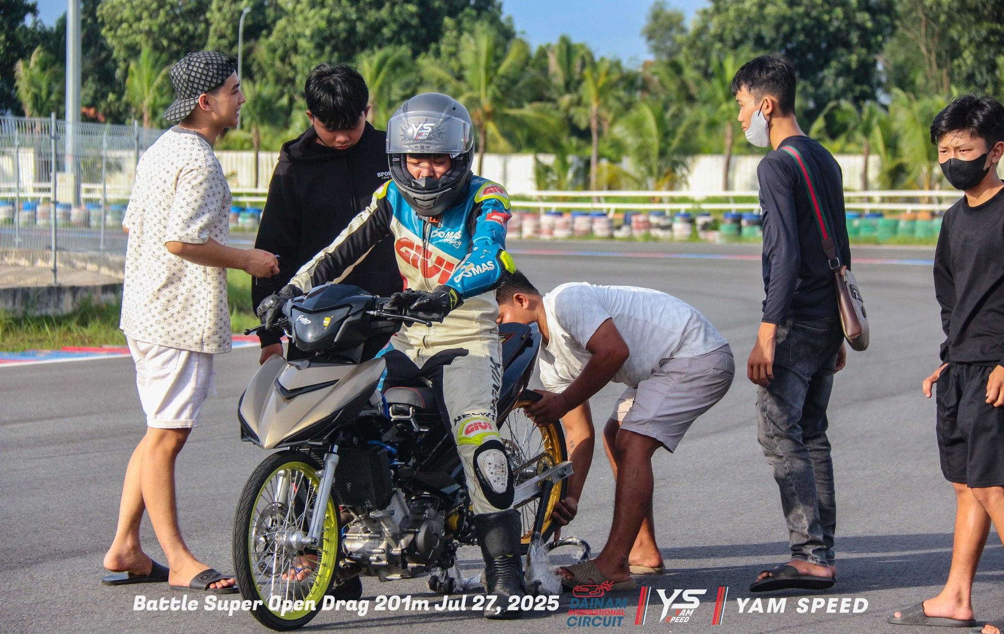 Bùng Nổ Tốc Độ Tại Đại Nam: Giải Đua Drag 201m BATTLE SUPER OPEN Chính – Yam Speed