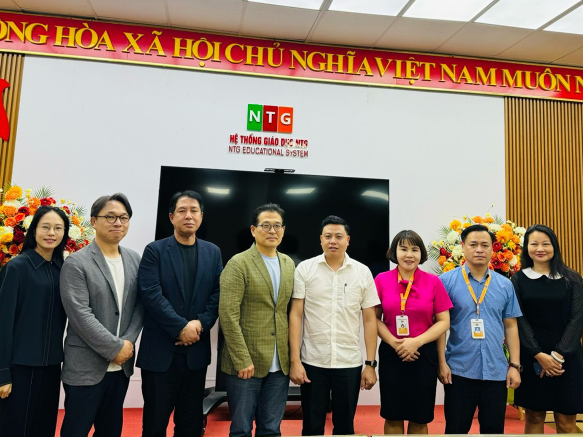 Gặp gỡ trường cao đẳng công nghệ y dược Việt Nam - NTG 1 – GCE