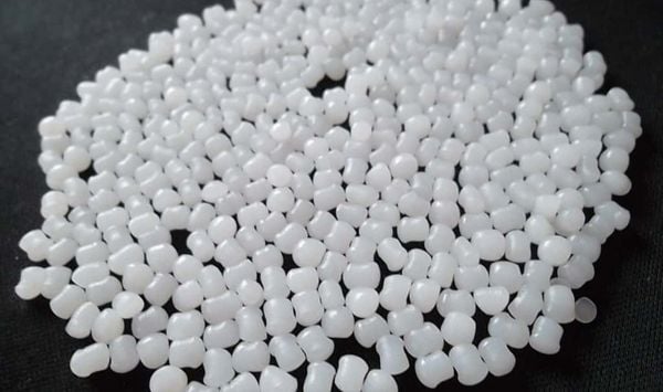 Nhựa HDPE là gì? Đặc điểm và ứng dụng trong đời sống – Hồng Phát Plastic