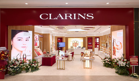DÀN SAO HỘI TỤ TẠI SỰ KIỆN KHAI TRƯƠNG CỬA HÀNG CLARINS LOTTE MALL HÀ ...
