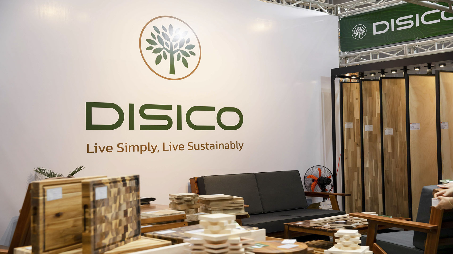 Participating in exhibitions and events – Disico