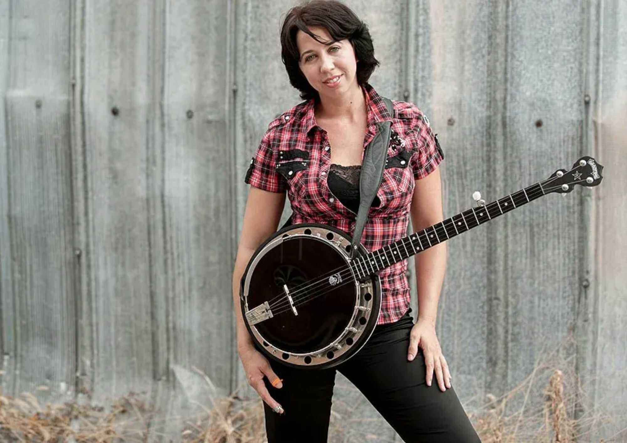 Đàn Banjo Là Gì? Tìm Hiểu Về Nhạc Cụ Độc Đáo Này – MEY STORE