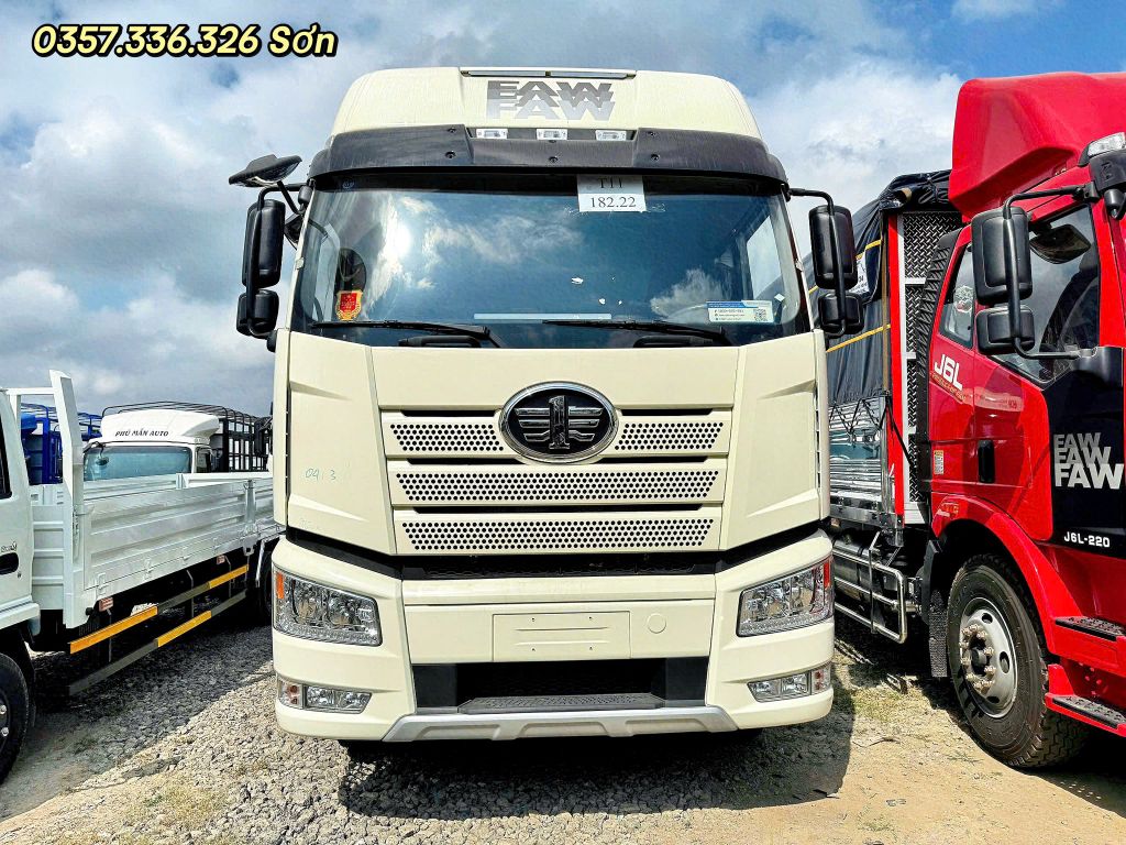 XE ĐẦU KÉO FAW 375 HP J6P ( 2 CẦU ) – XE TẢI GIA ĐÌNH