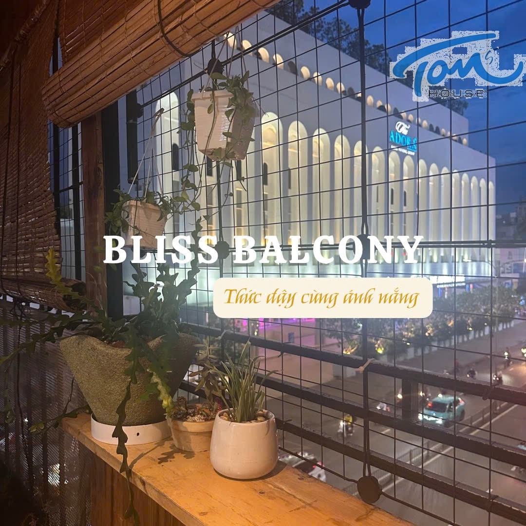 Bancony – Homestay Sài Gòn giá rẻ gần sân bay Tân Sơn Nhất – TOM'S HOMESTAY